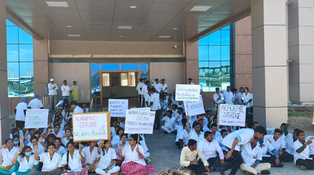Figure 5. Medical students protesting against faculty and ...